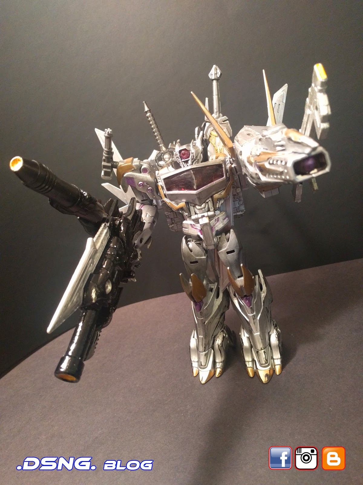 DSNG'S SCI FI MEGAVERSE: CUSTOM TRANSFORMERS: HUNTER SHOCKWAVE TOY ...
