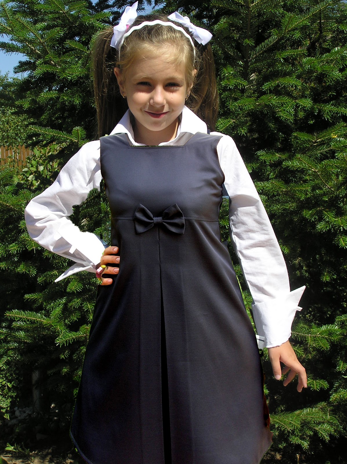 UNIFORME SCOLARE: UNIFORME SCOLARE DE CALITATE CU JOHNNY