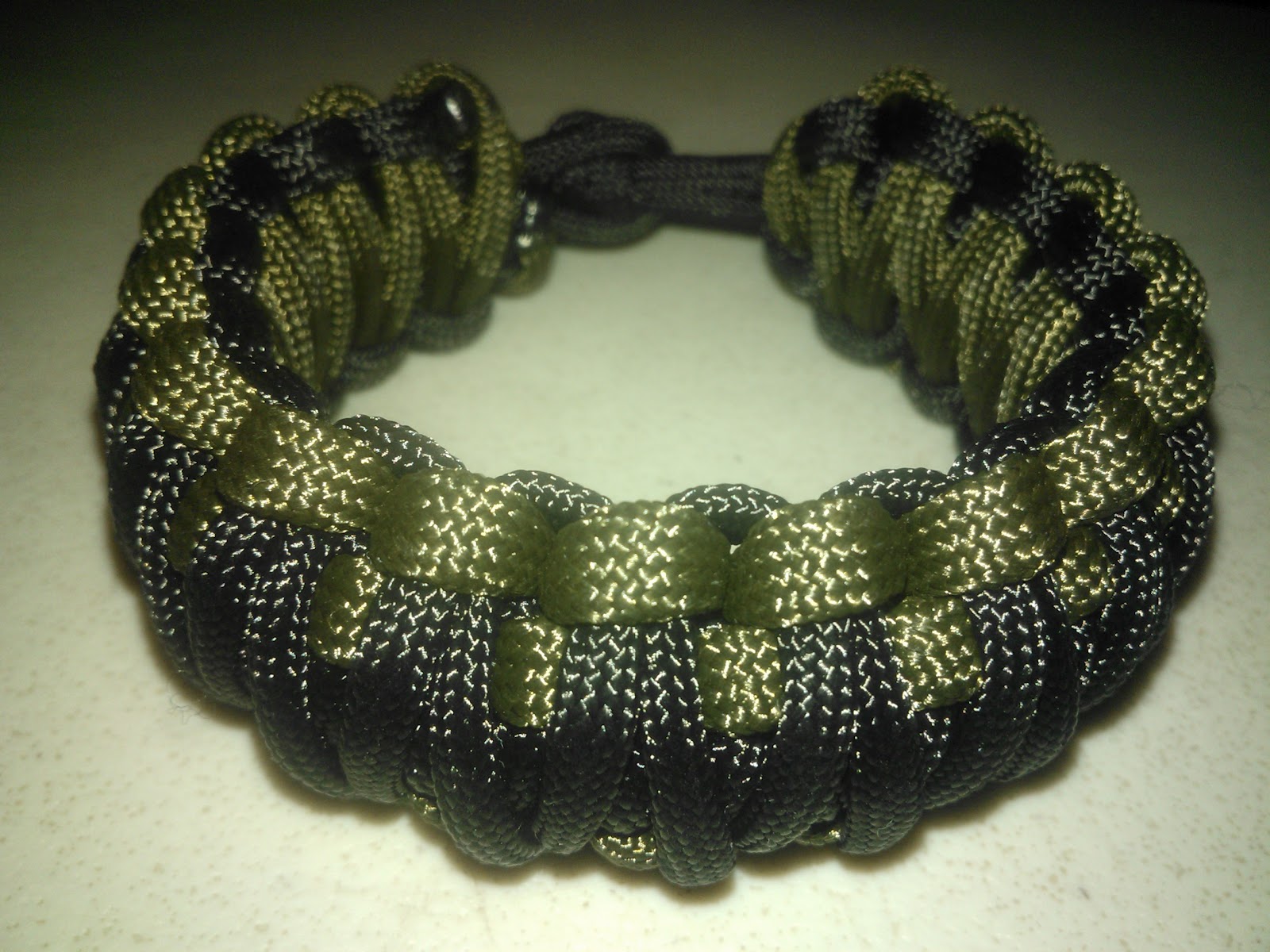 Para Bracelets: "US GI " King Cobra Paracord Bracelet