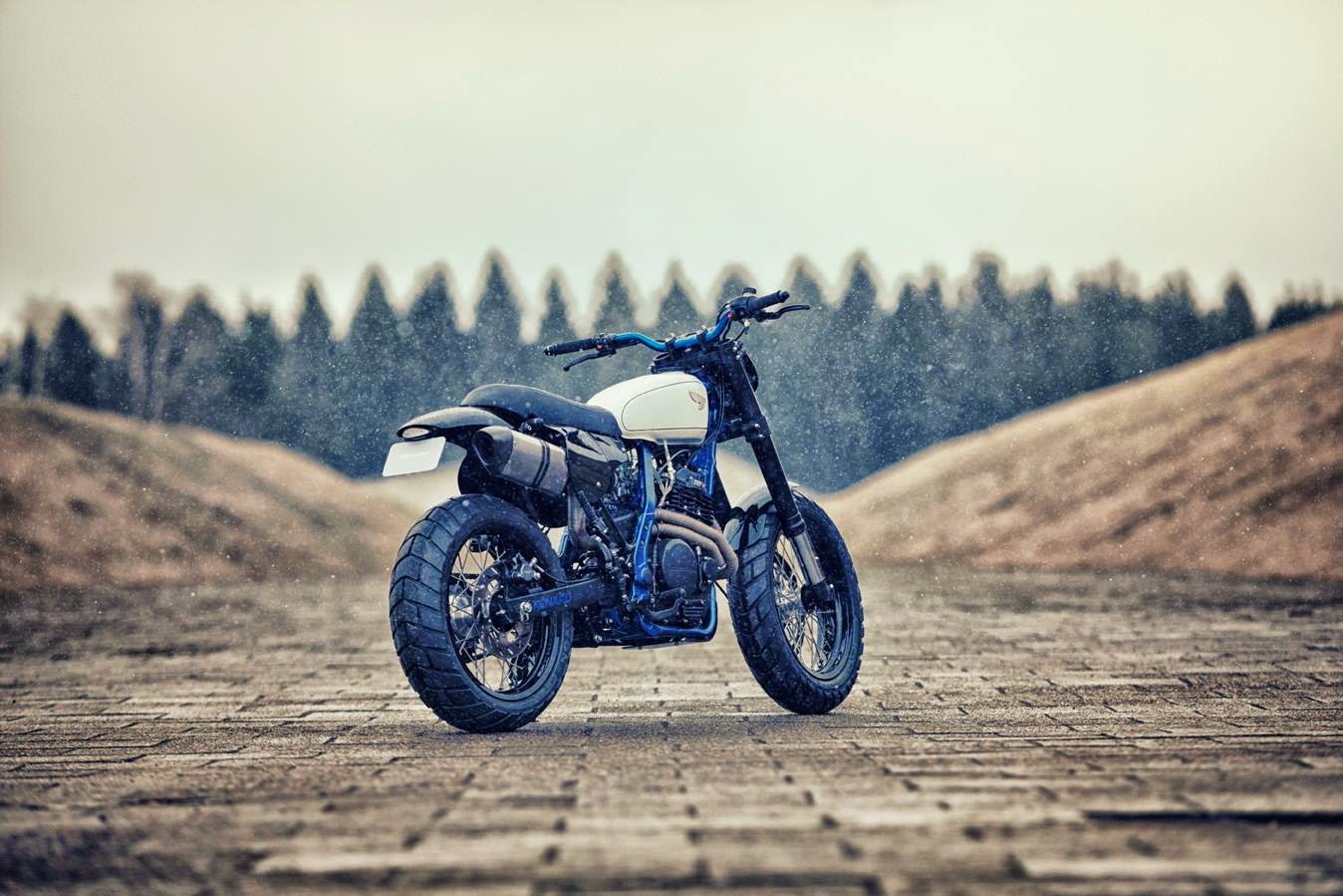 Racing Cafè: Honda Dominator 650 by Renard Speed Shop