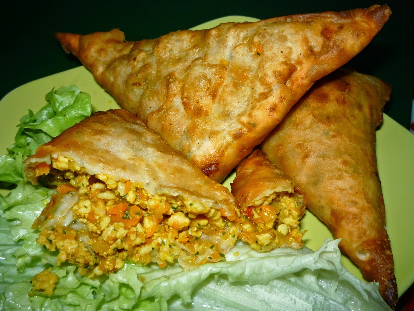 With Chocolate Brown: Chamuças