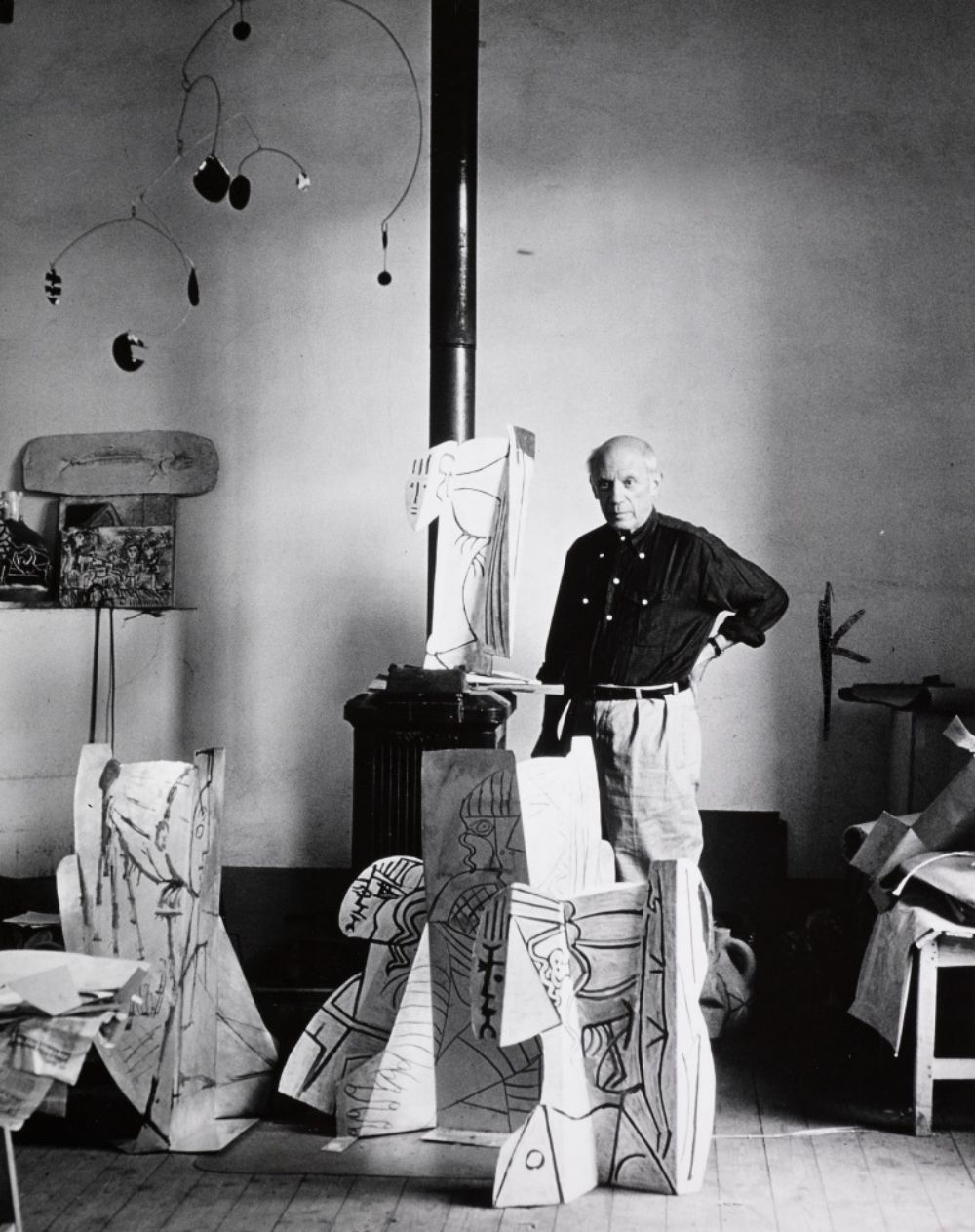 20 Amazing Vintage Photographs of Pablo Picasso in His Studios From ...