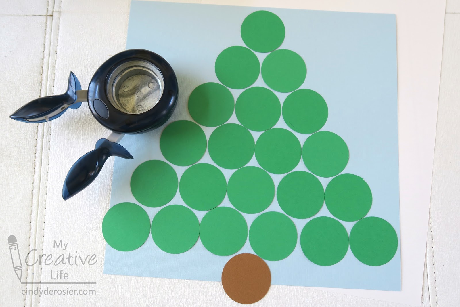 Cindy deRosier: My Creative Life: Punched Circle Christmas Tree