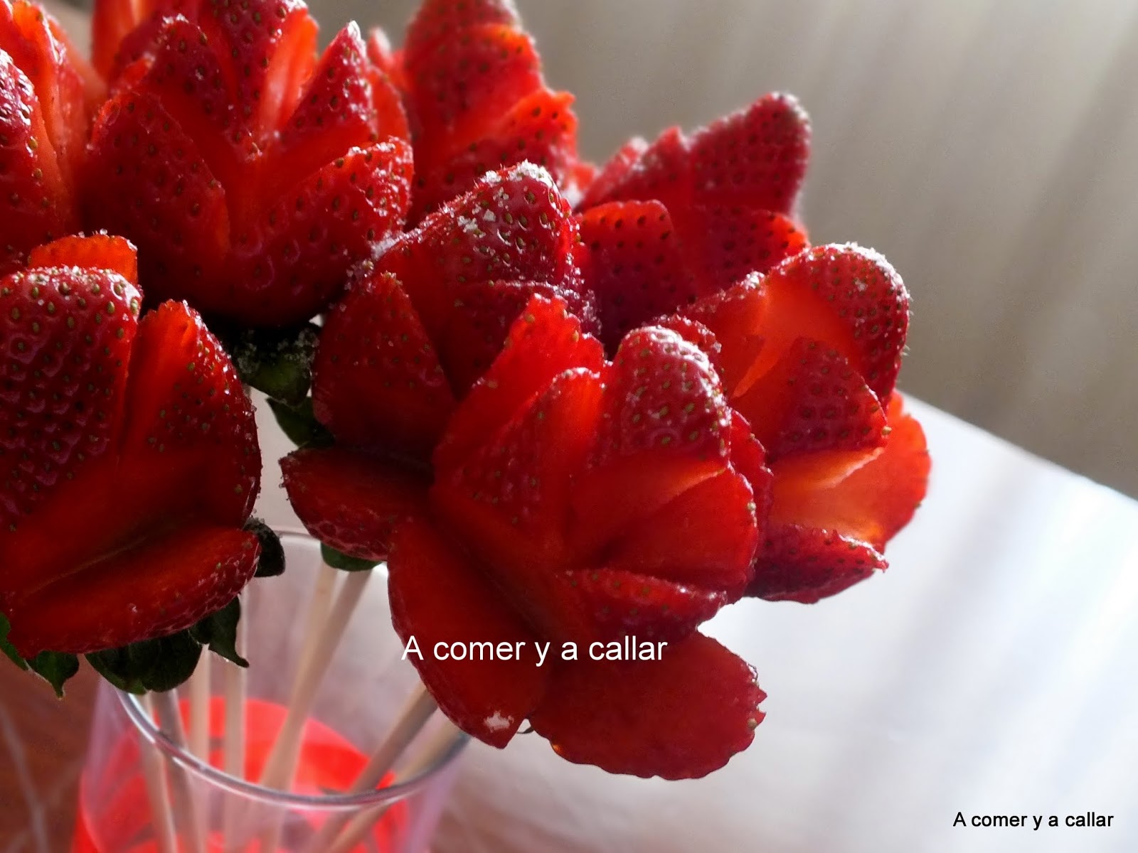 A comer y a callar: RAMO DE FLORES DE FRESAS