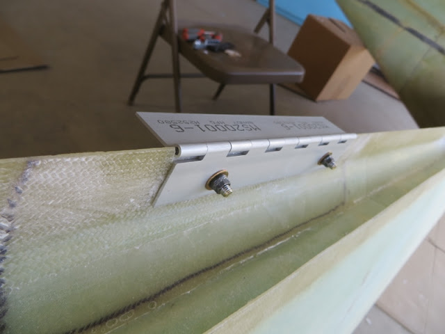 The Long EZ Build: Aileron hinges and install