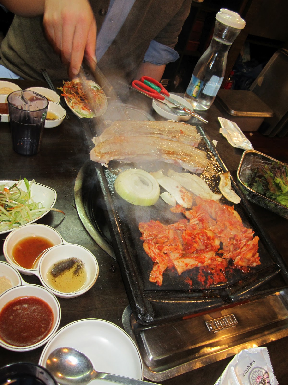 Brooke's got Seoul!: Samgyeopsal!