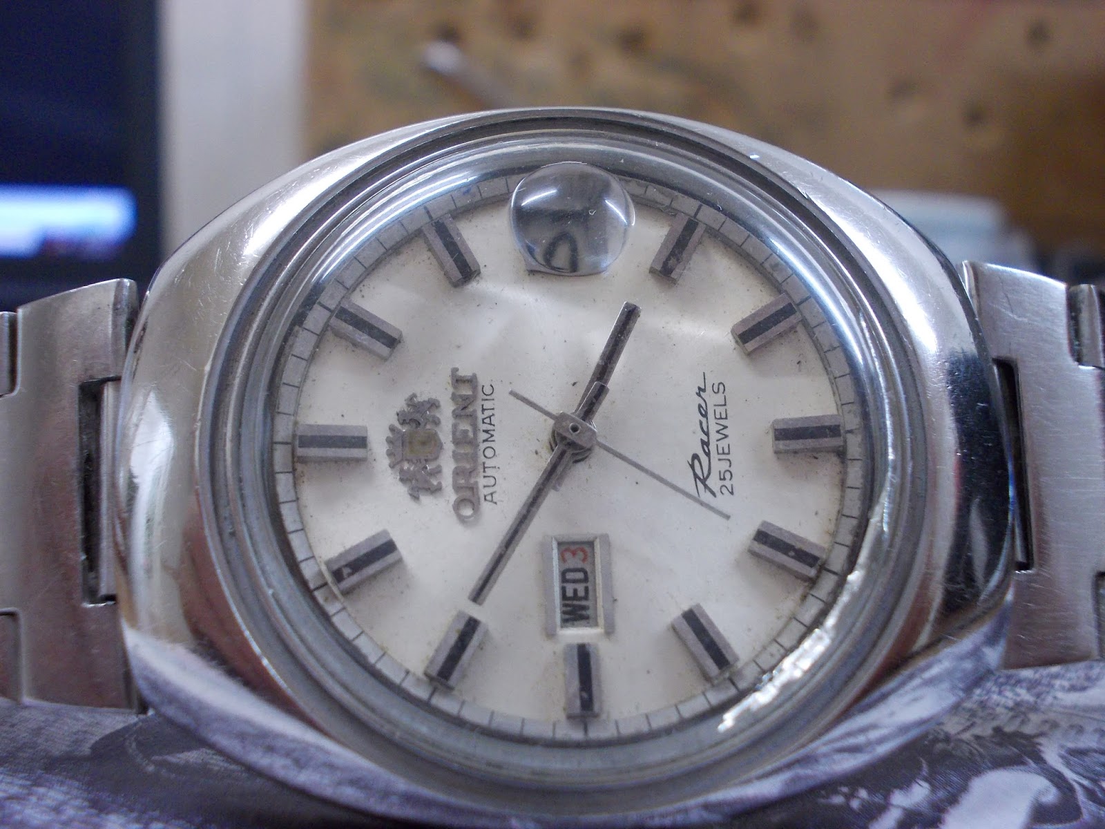 vintage watches: Orient Racer automatic RM300