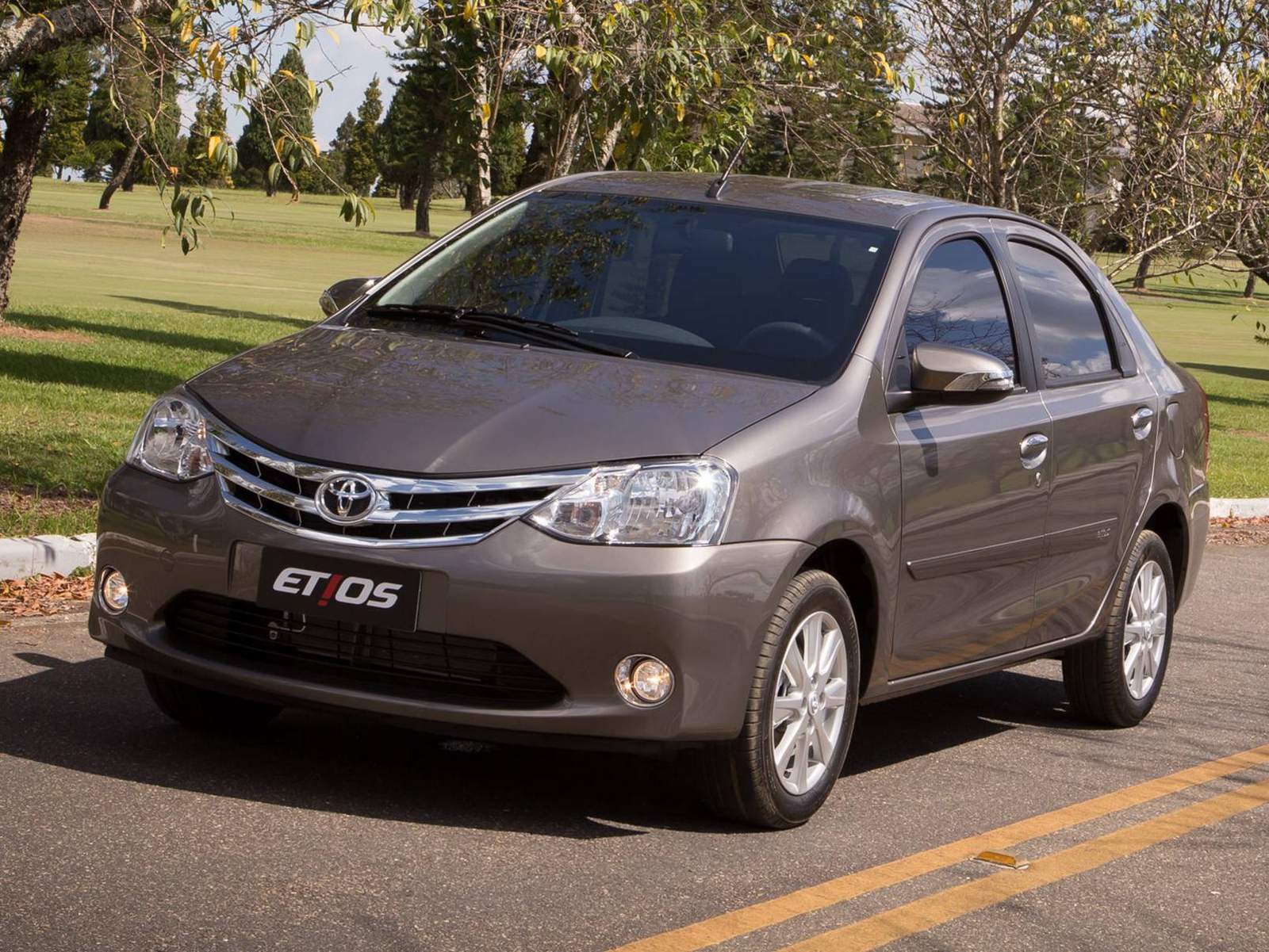 Etios Sedã 1.5 Automático: preço, consumo, desempenho
