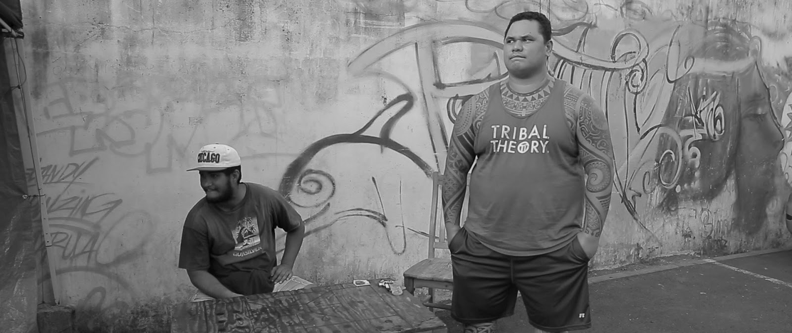 Tahiti boxing the mountain: Patu