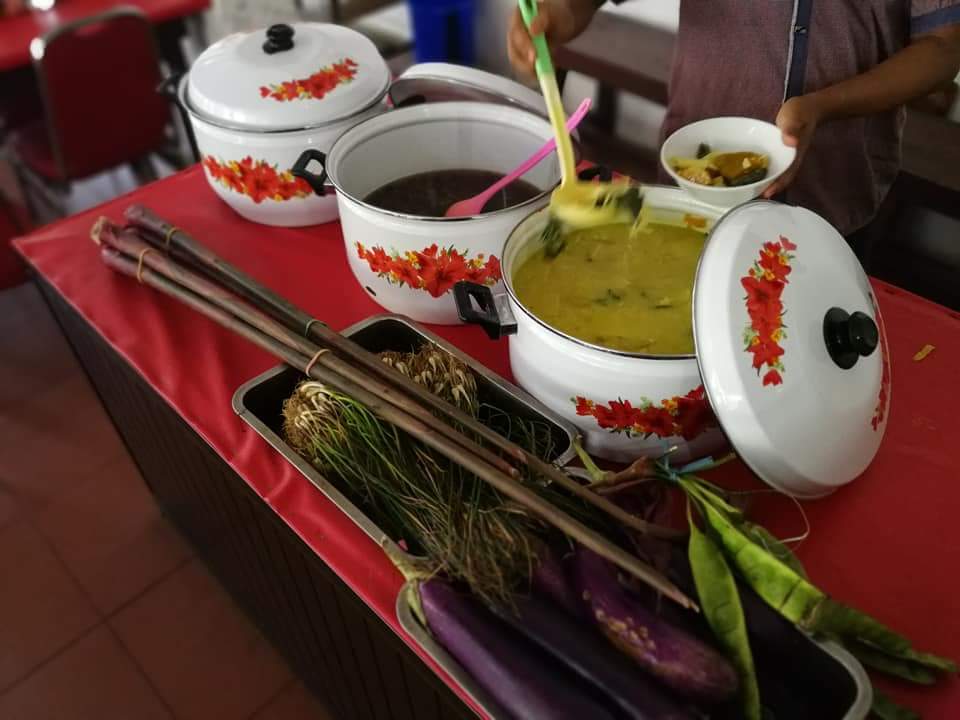 Authentic Dayak Food at Ruman Makan Samba - Palangkaraya Kalimantan Tengah