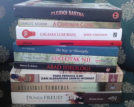 10 Buku Terbaik yang Saya Baca Sepanjang 2012 | Catatan Hoeda Manis