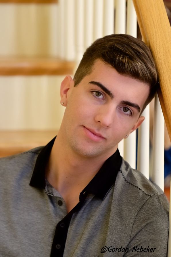 Favorite Hunks & Other Things: Sensual Subtleties: Noah Scott by Gordon ...