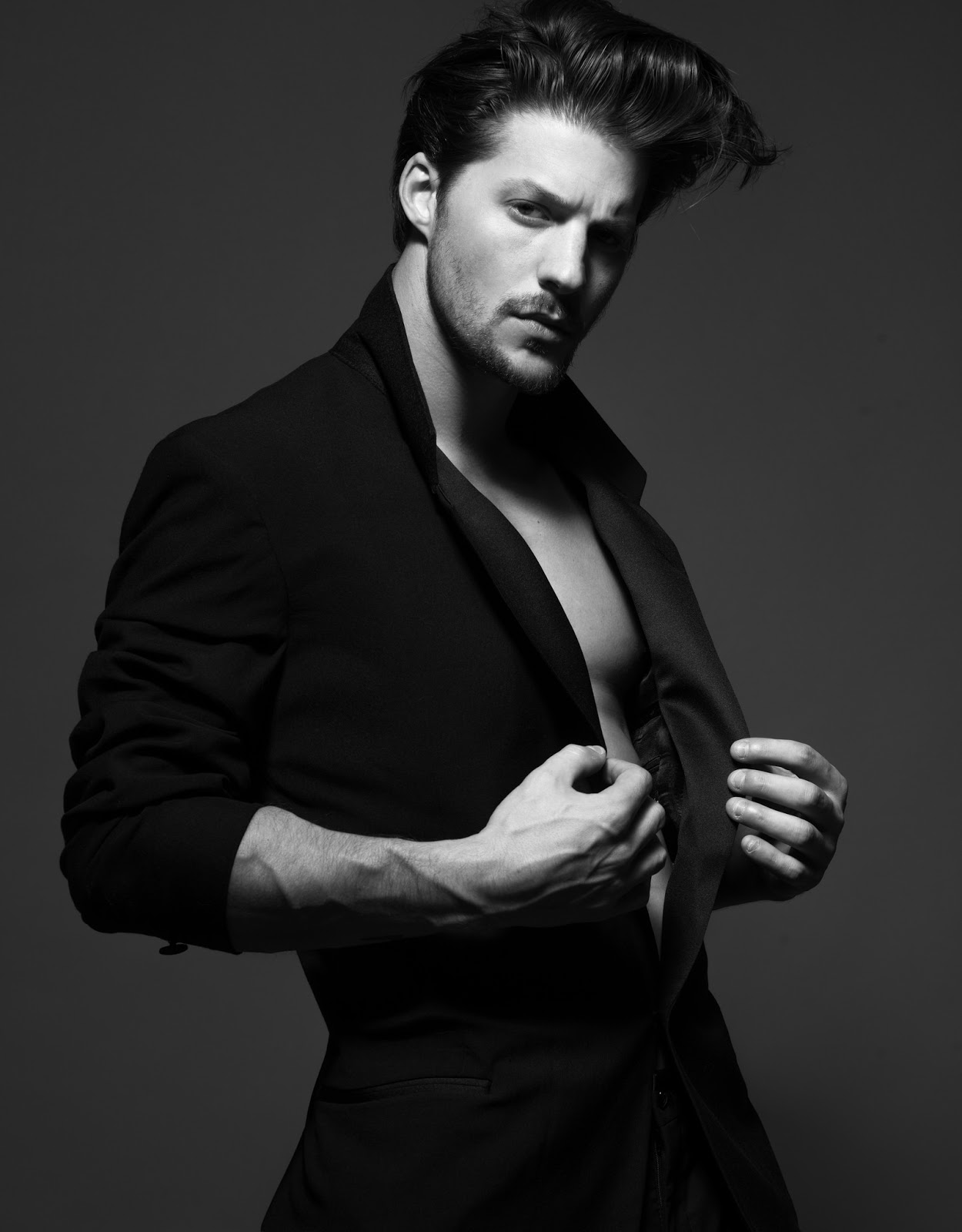 Jerry Raines by Tony Veloz