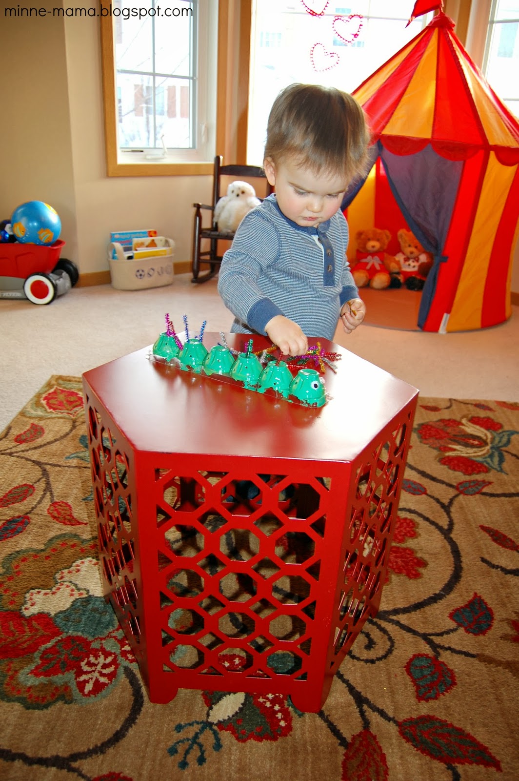 Minne-Mama: Fine Motor Counting with Pipe Cleaners