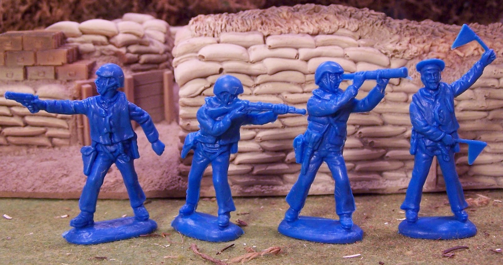 WWII Plastic Toy Soldiers: Introducing the Italian Navy
