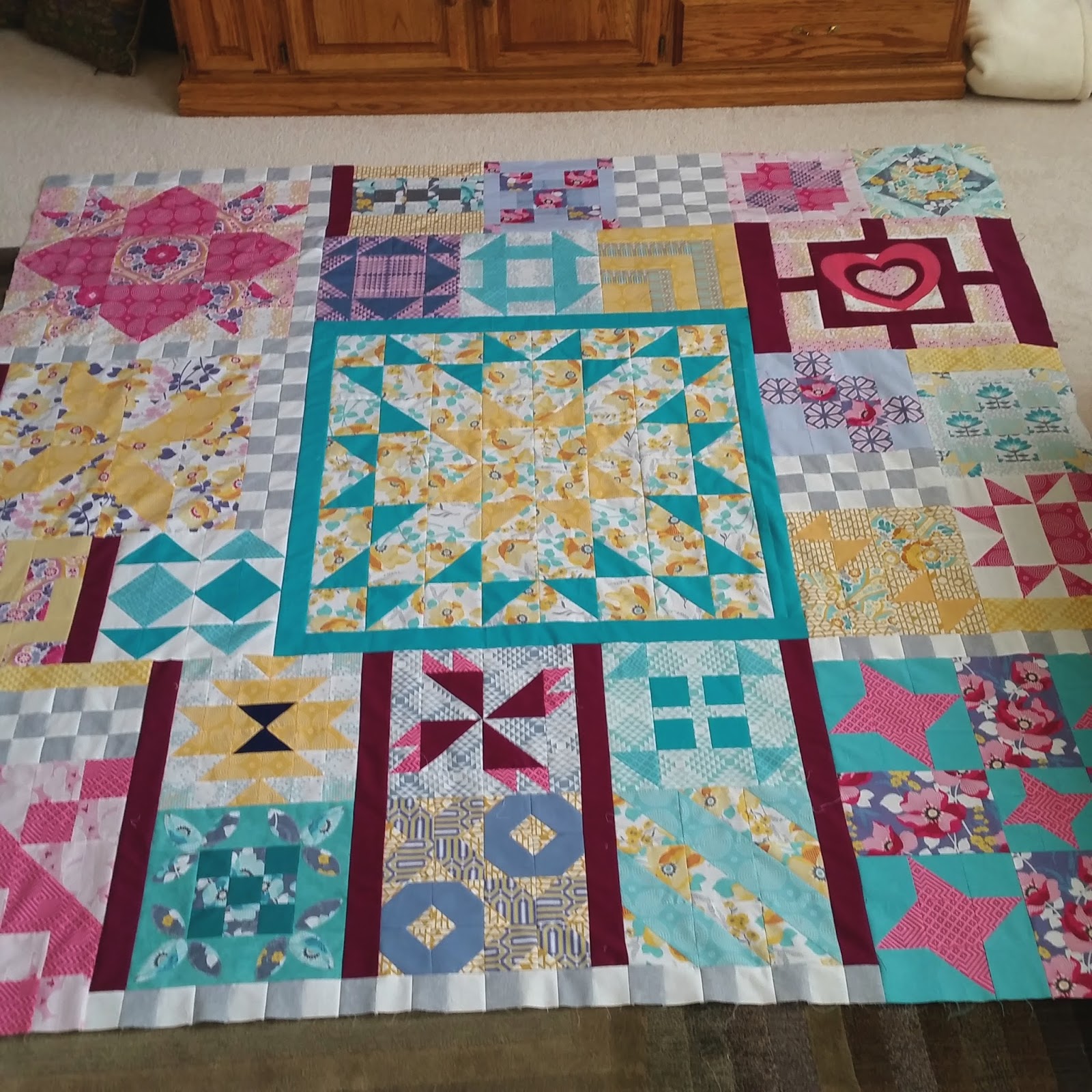 Mountain Quiltworks: Fast Forward My Sampler Quilt to the August OMG