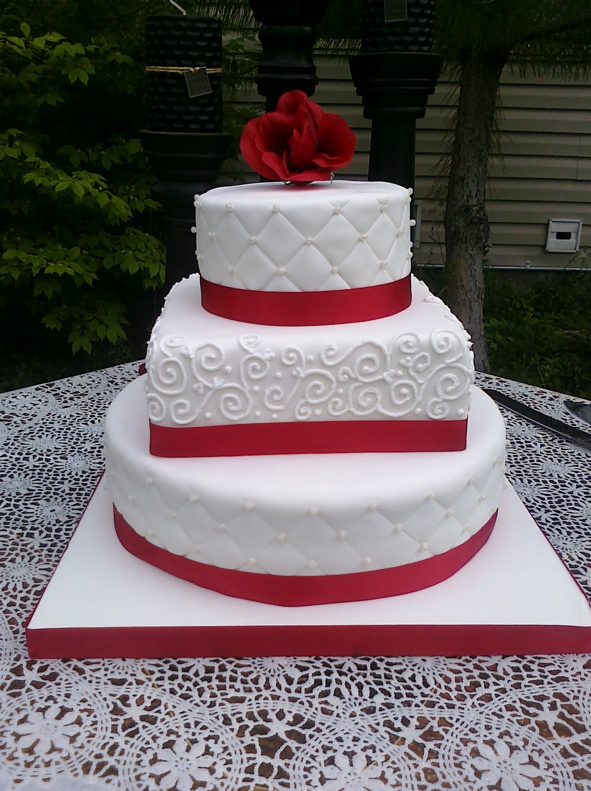 Cake by Dottie: Red and White wedding