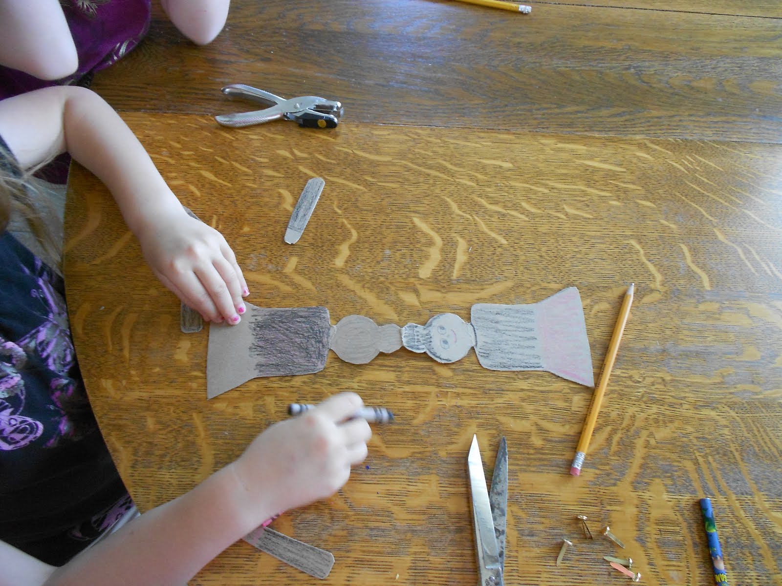 Almost Unschoolers: Ballerina Palm Puppet Craft