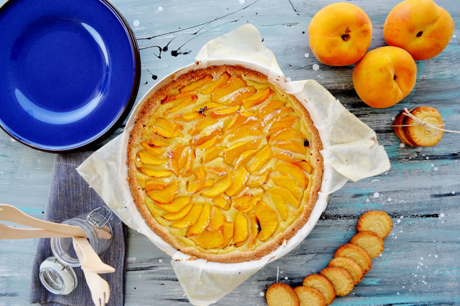 Crostata alle pesche "Percoche" con crema al latte fermentato e ...