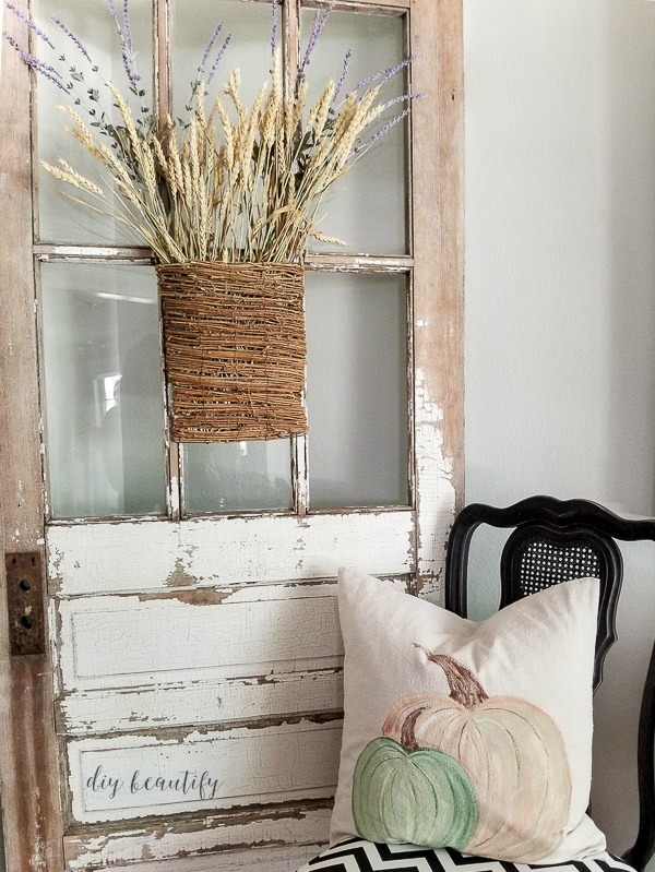 Farmhouse Fall Home Tour - Fall Blog Hop - DIY Beautify - Creating ...