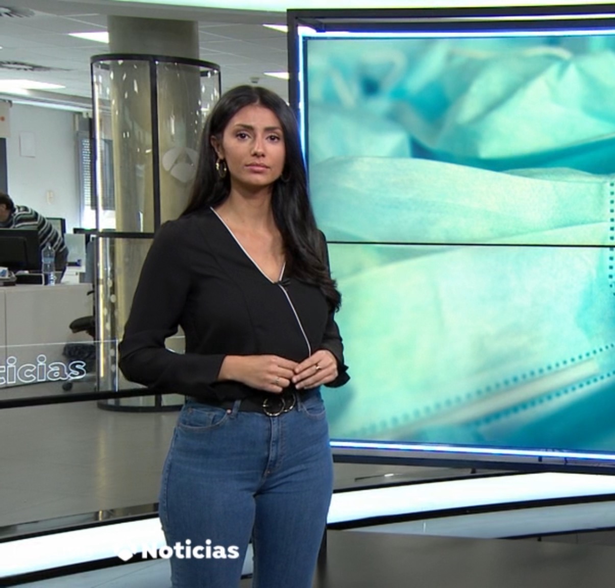 Miss Presentadoras TV: Noor Ben Yessef. A3 Noticias Fin de Semana (18/4/20)