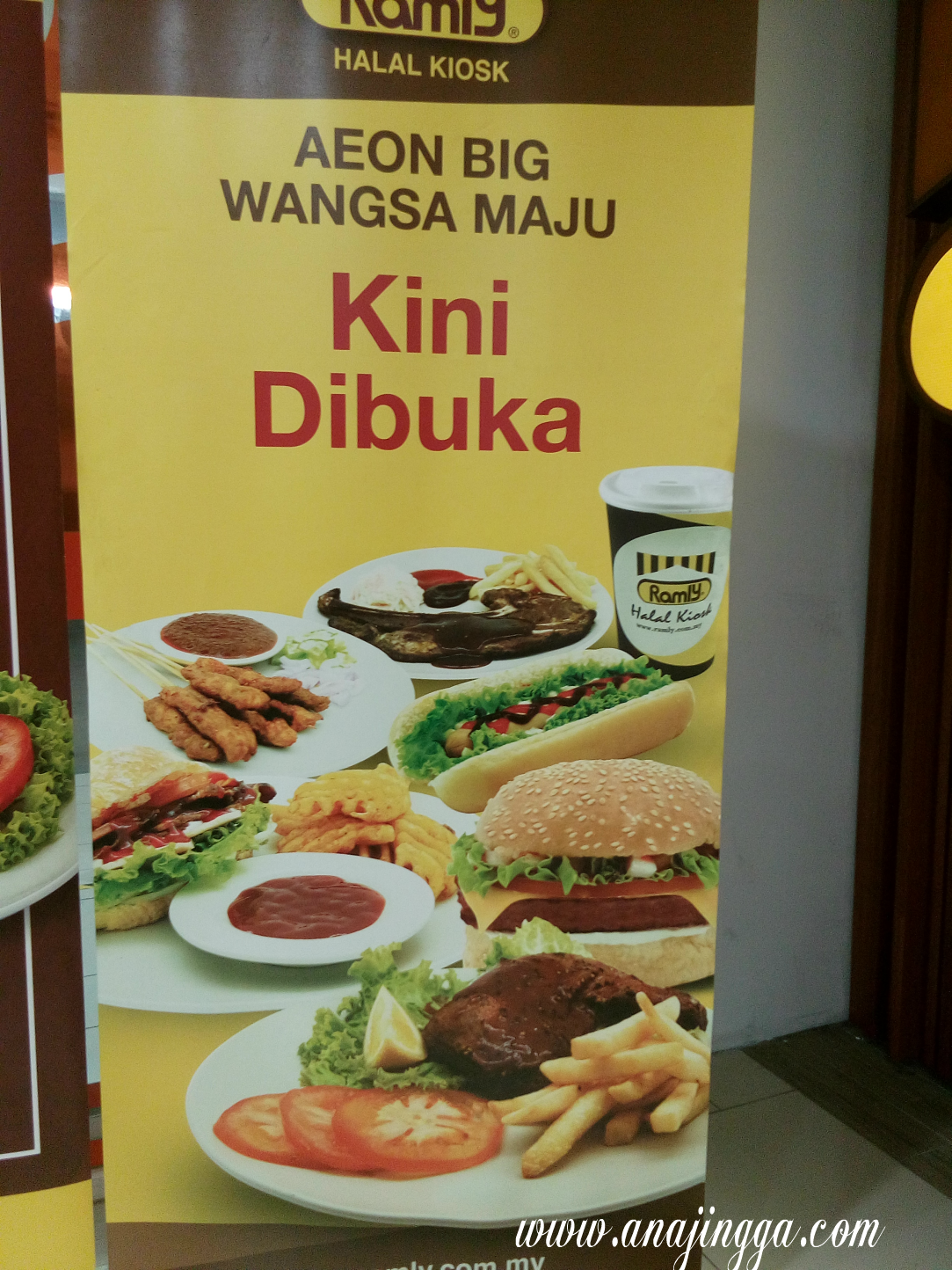 Pertama Kali Makan di Restoran Ramly Burger