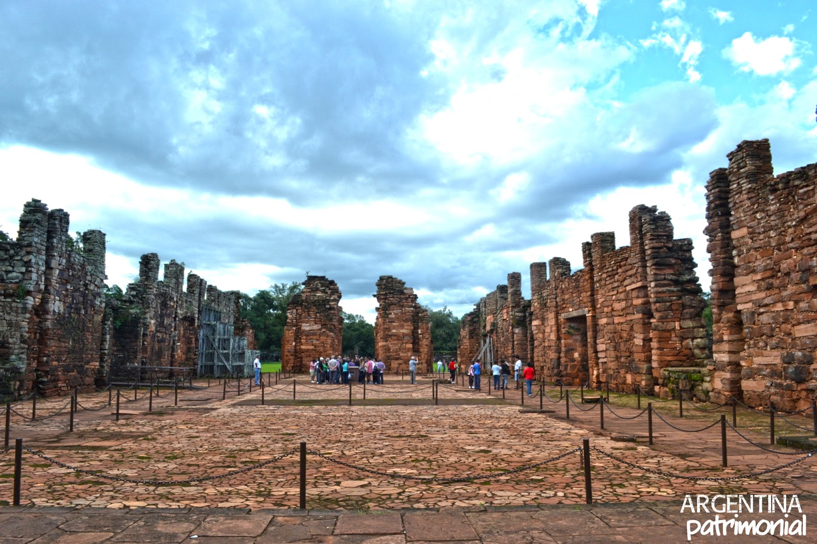 Argentina Patrimonial - memorias de un pueblo: Ruinas de San Ignacio Miní