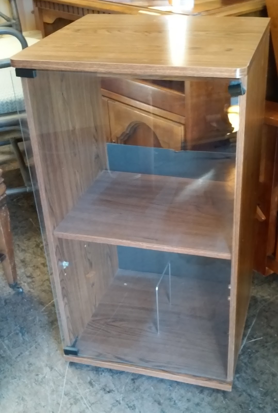 UHURU FURNITURE & COLLECTIBLES: SOLD Vintage Stereo Component Cabinet - $5