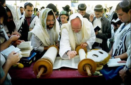 DEWARUCI: KITAB TAURAT