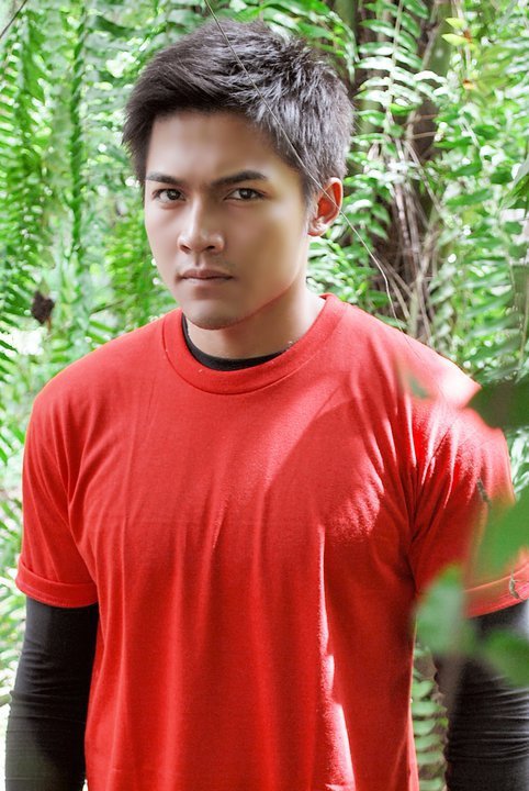 Miong21 @ Blogspot: Jace Flores - Survivor Hunk
