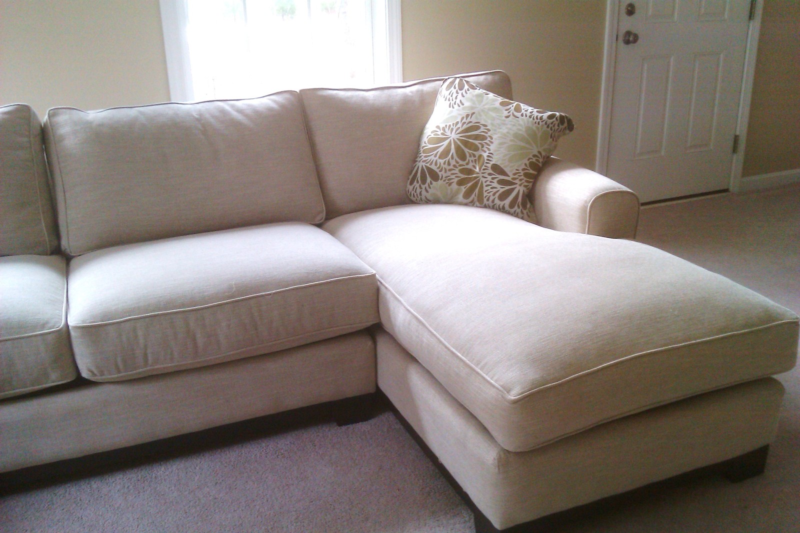 Heart Maine Home: New couch -- finally!