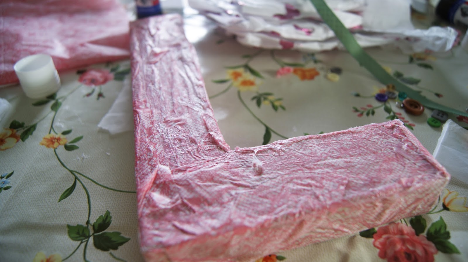 HOW TO MAKE YOUR OWN DIY INITIAL LETTERS - A Life With Frills