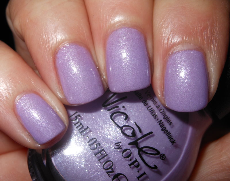Imperfectly Painted: Nicole by OPI One Big Happy Fame-ily