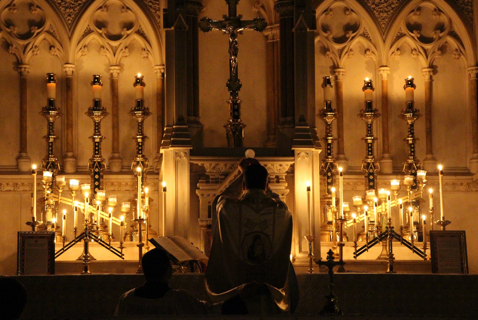 Traditional † Catholicism: Rorate Masses at Holy Innocents (NYC ...
