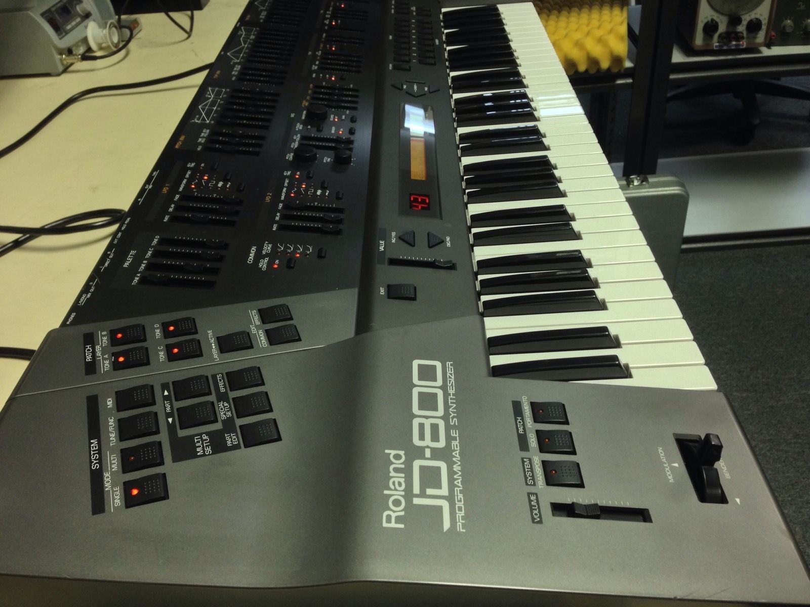 MATRIXSYNTH: ROLAND JD-800 SN AC91963