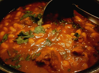 libyan food: White Kidney Bean Beef Stew Tabikhet Fasolia طبيخة فاصوليا