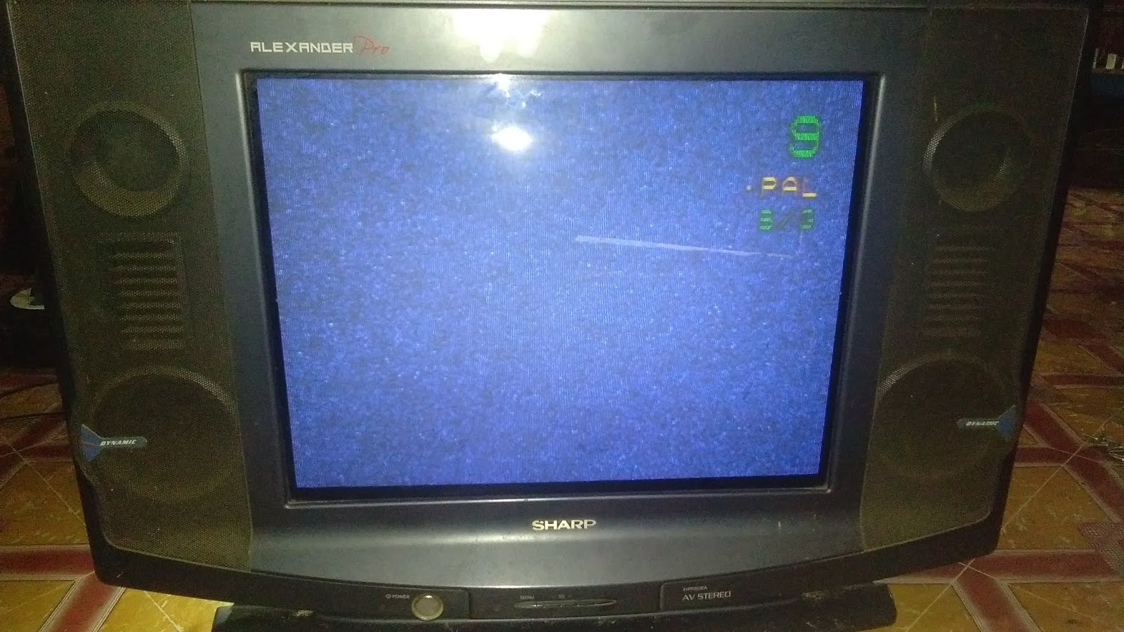 Cara Memperbaiki Warna Tv Sharp Alexander Slim