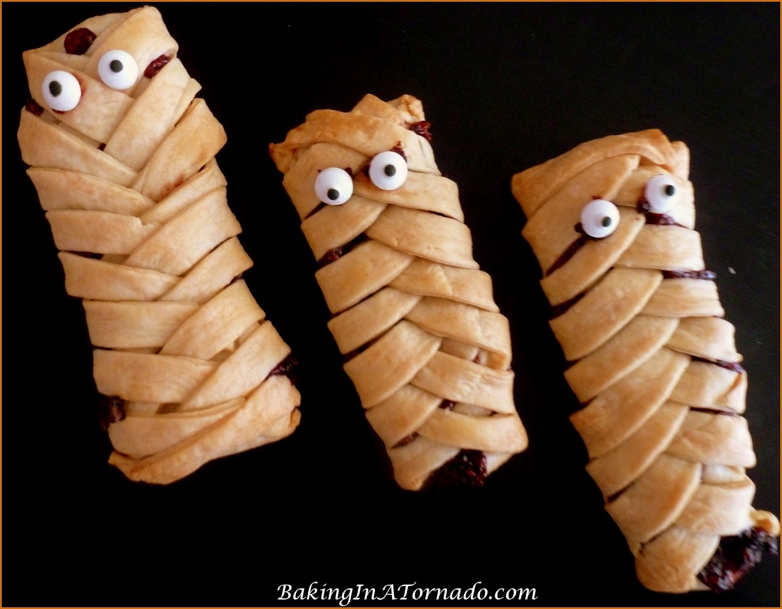Baking in a Tornado: Individual Mummy Pies: Blog With Friends