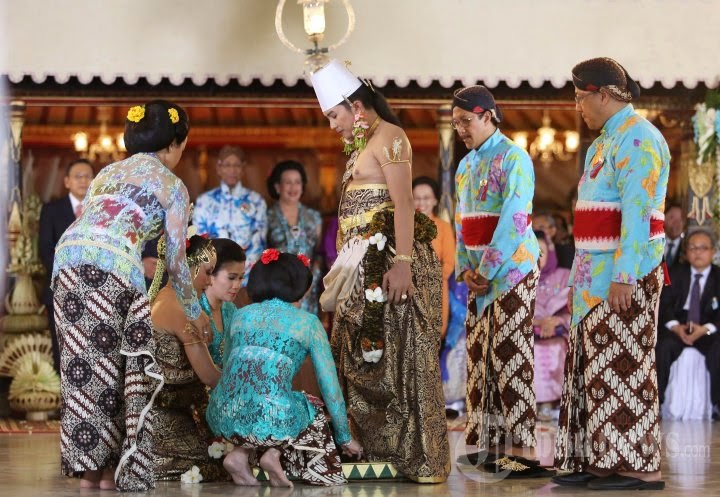 Futari Love World: Traditional wedding ceremonies From Yogyakarta