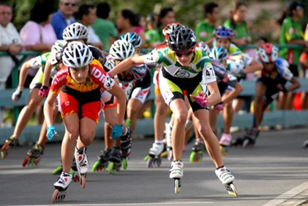 EL DEPORTE ES UNA ENERGÍA QUE DEBES DISFRUTAR: DEPORTES GRUPALES Y MIXTOS