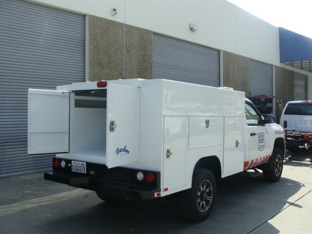 Harbor Truck Bodies Blog: Lo-Pro Body on a Single Wheel Chevy with a ...