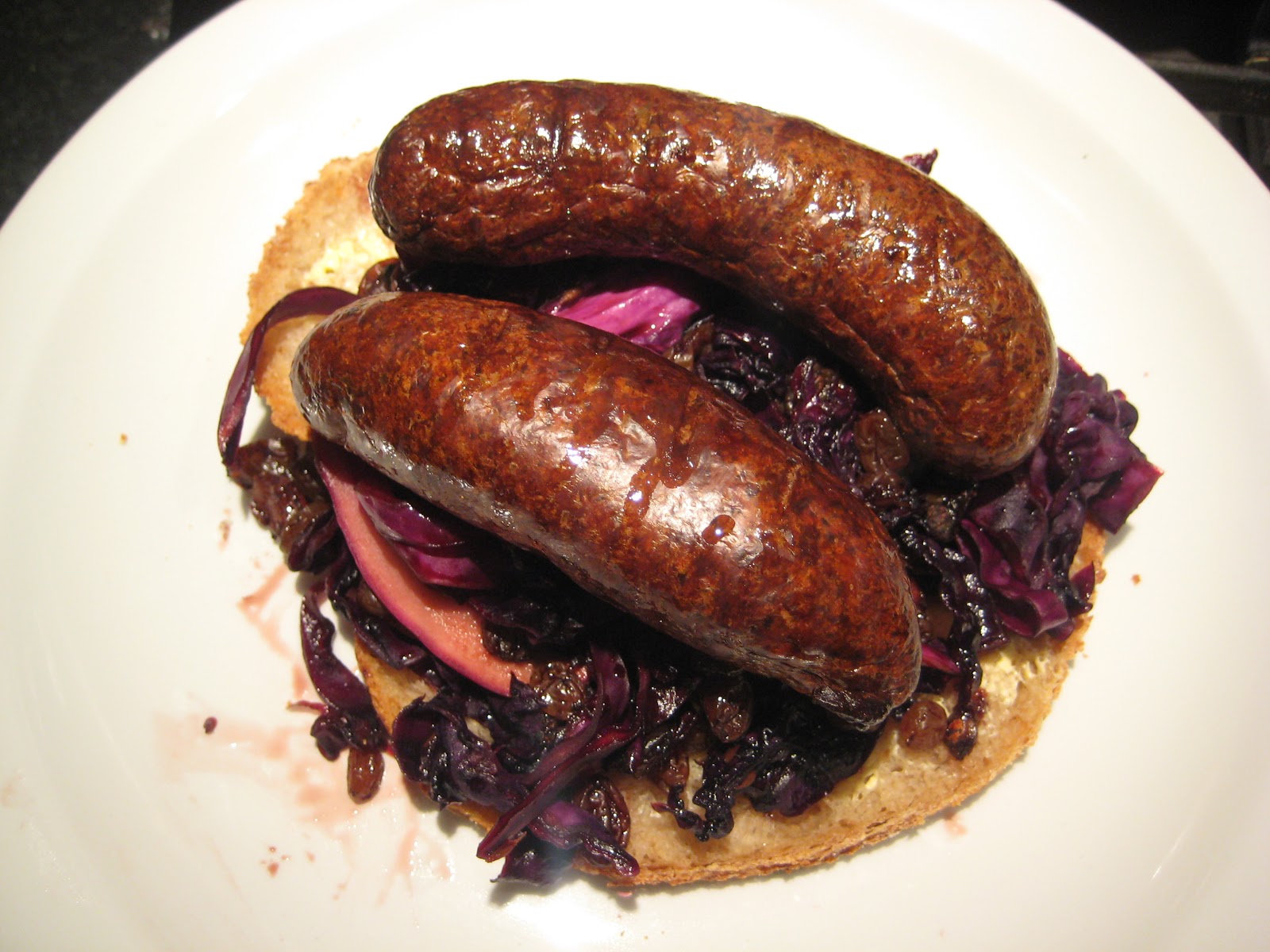 Sausages With Red Cabbage at Micheal Weston blog