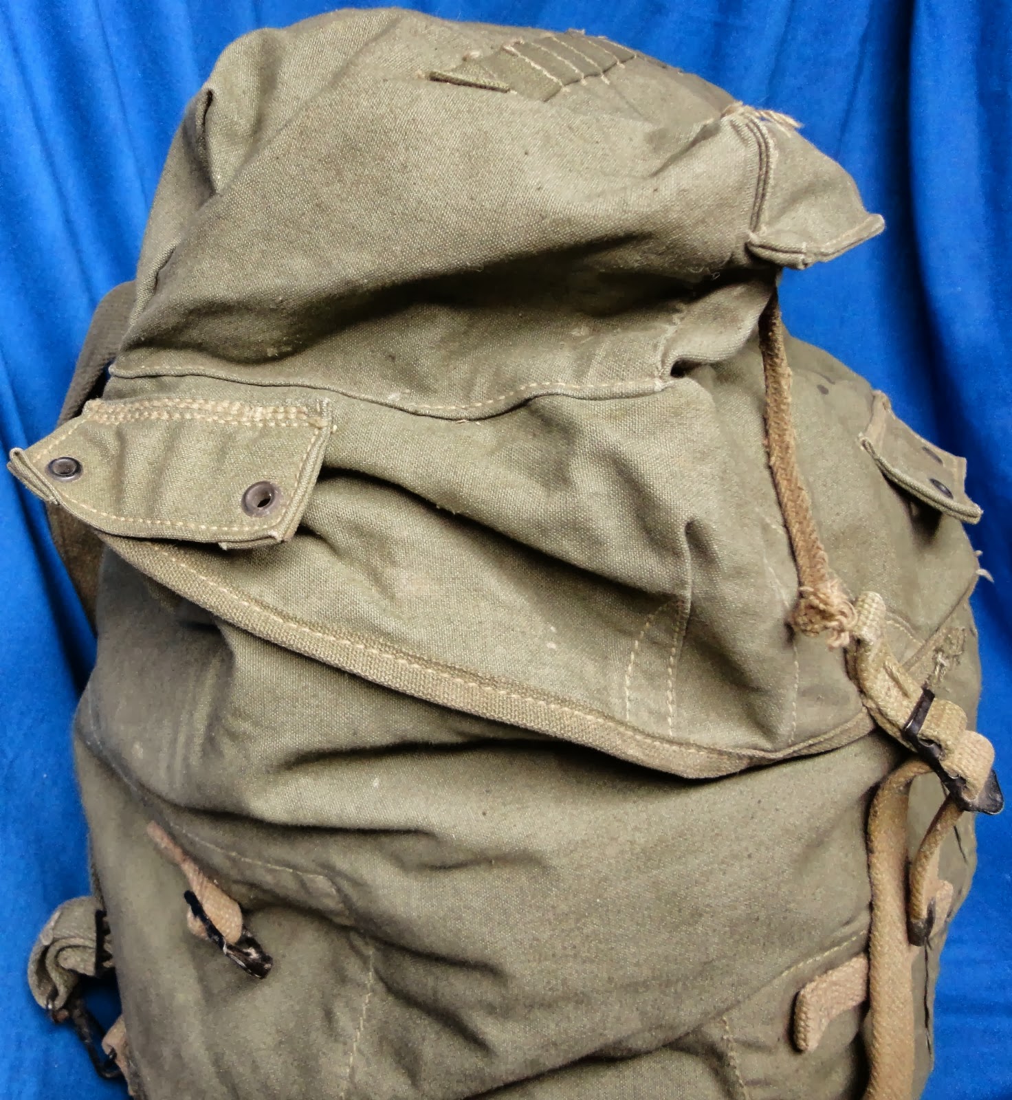 Webbingbabel: U.S.Army WW2 Issue M-1943 Jungle Pack