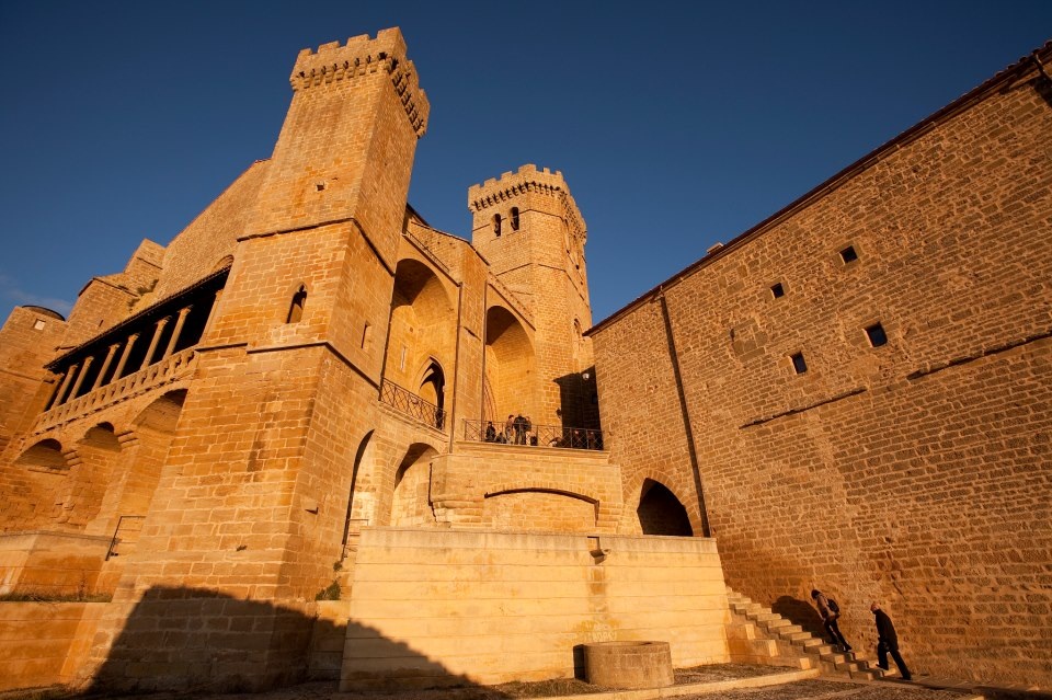 UXUE, UJUÉ ATALAYA DE NAVARRA.: Texto-guía explicativo para visitar la ...