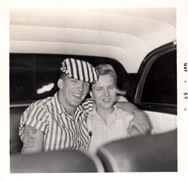 Vintage Dating: 42 Lovely Snapshots That Capture Couples in the 1950s ...