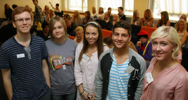 Nettskolen Buskerud: Utviklingen av Nettskolen Buskerud - hvordan finner vi løsninger?