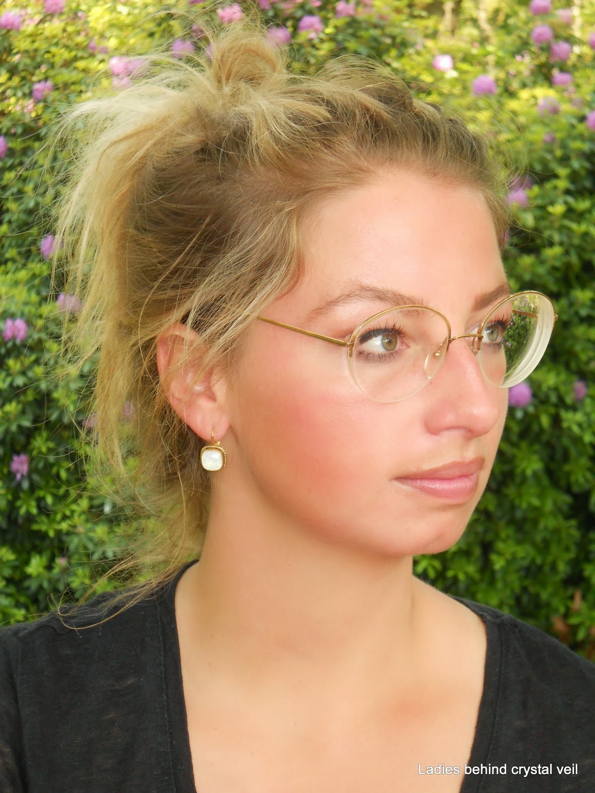 Lovely ladies behind crystal veil: Sandra 233 - 234