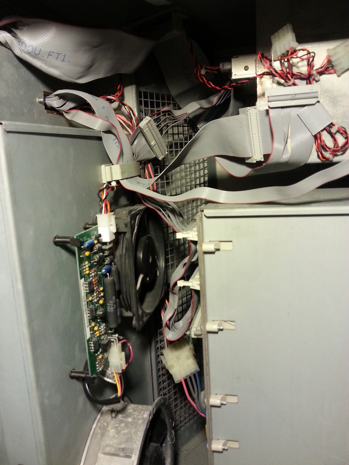 Restoring a DEC AlphaServer 2100: Overcoming Powerouts