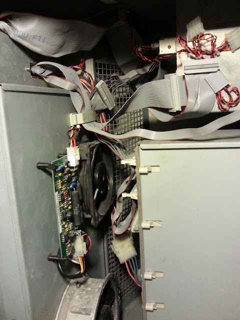 Restoring a DEC AlphaServer 2100: Overcoming Powerouts