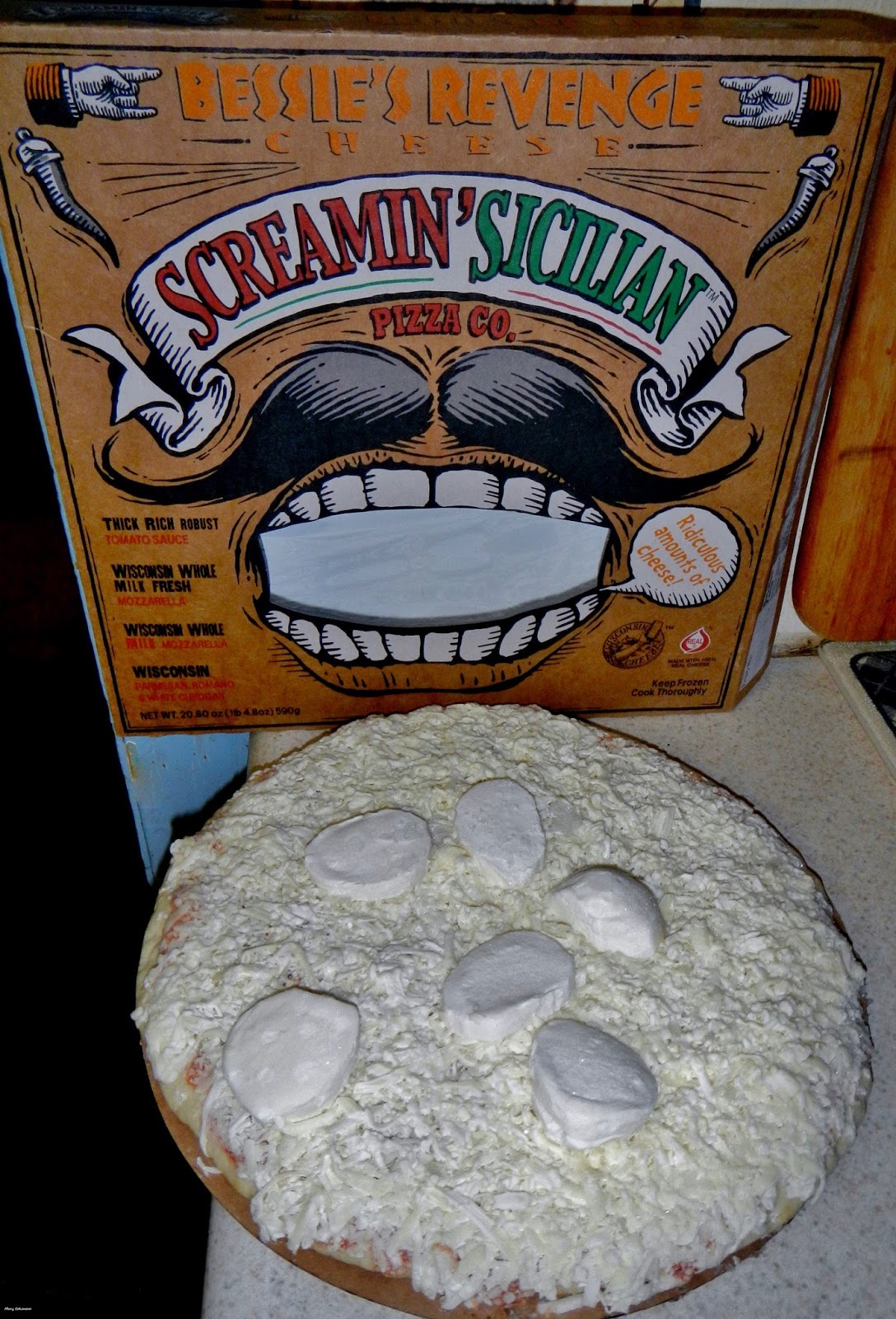 Food Adventures of a Comfort Cook: Screamin' Sicilian Pizza; it's What ...